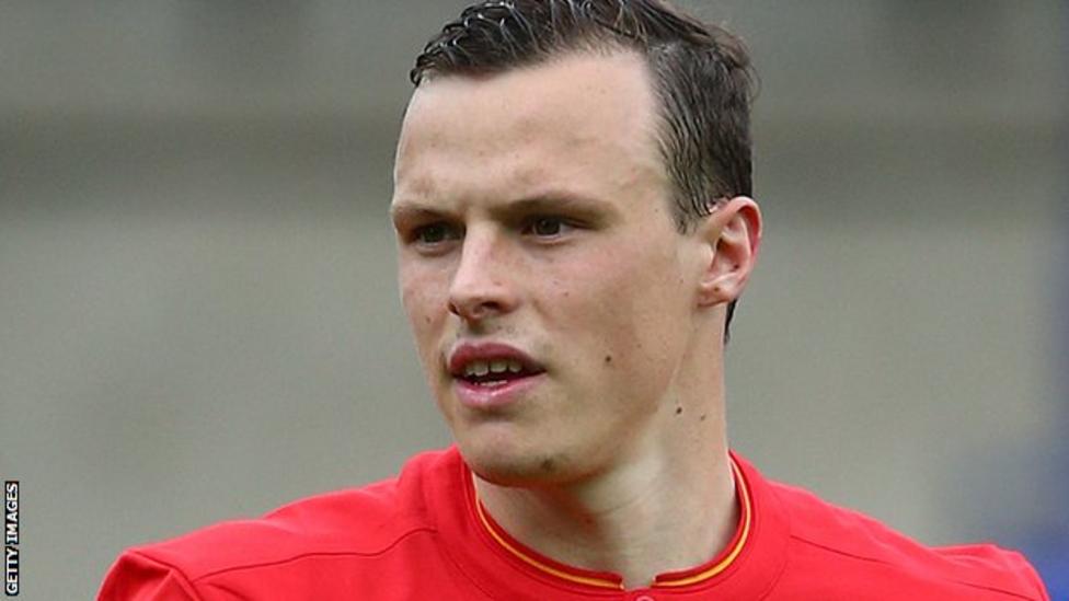 Brad Smith: Bournemouth complete move for Liverpool and Australia ...