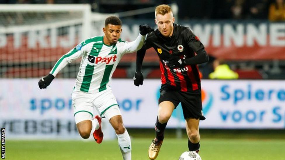 Juninho Bacuna: Huddersfield Town sign midfielder from FC Groningen ...