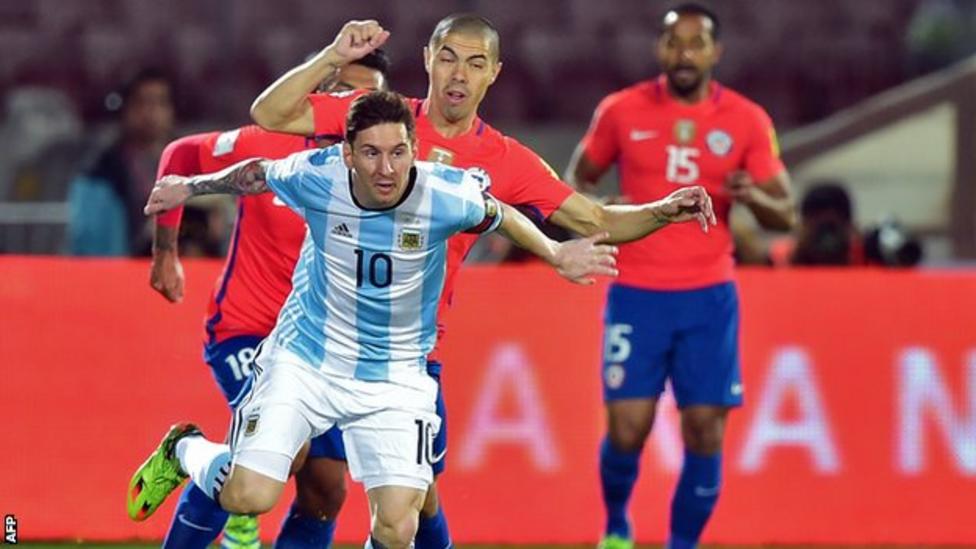 Chile 1-2 Argentina: Lionel Messi returns in win - BBC Sport