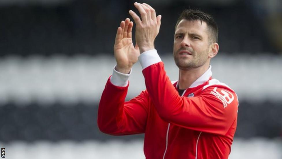 Q&A: St Mirren's Steven Thompson on career highs and lows - BBC Sport