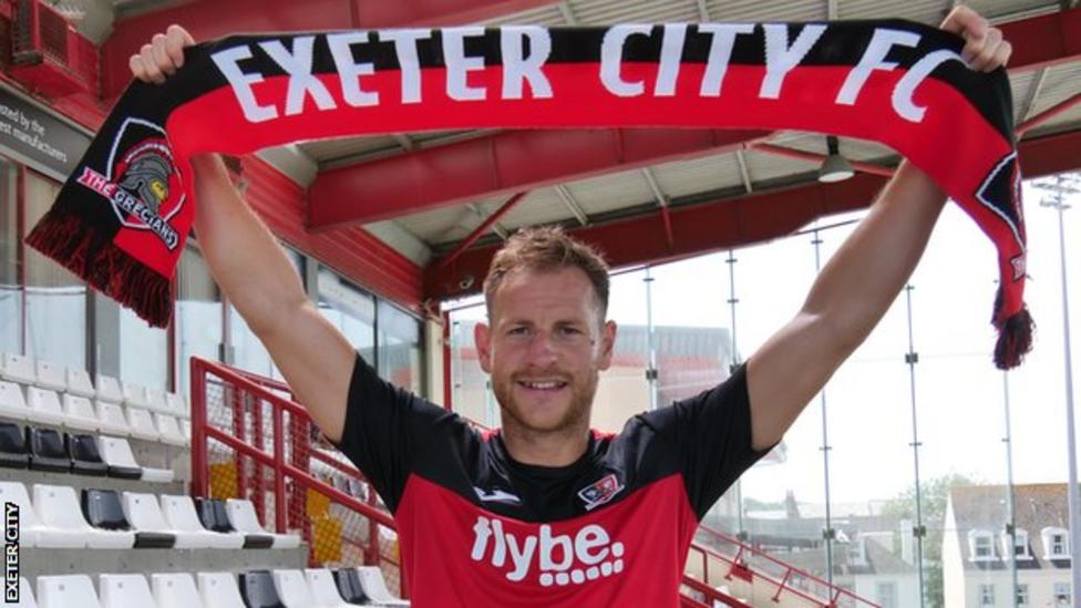 Exeter City: Defender Gary Warren and goalkeeper Jonny Maxted agree ...