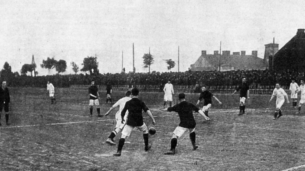 One Saturday Before The War How Two Scottish Brothers Fill In Blanks Of History making Team one-saturday-before-the-war-how-two-scottish-brothers-fill-in-blanks-of-history-making-team