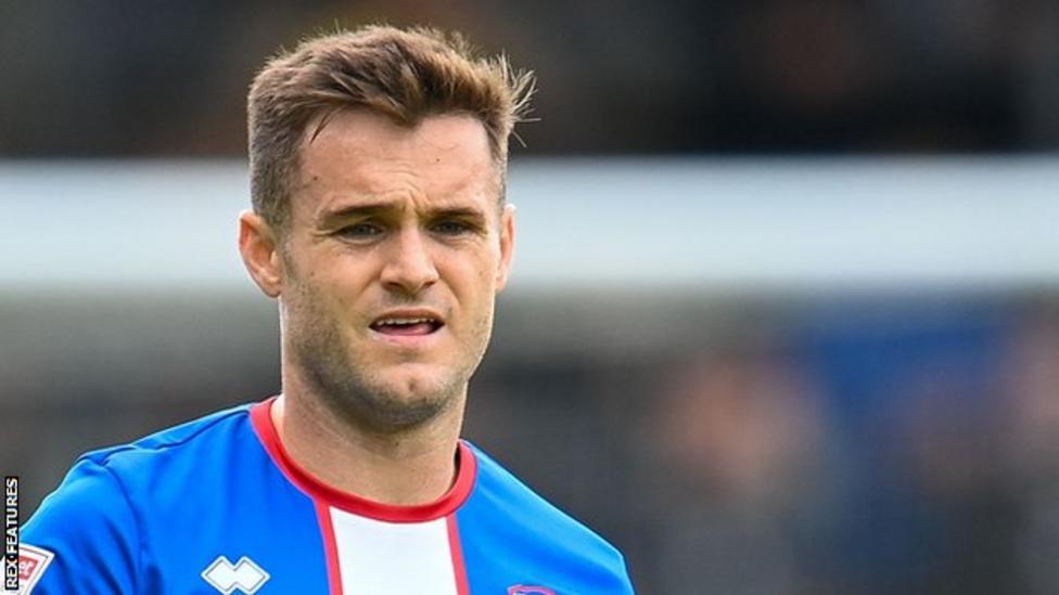 Joe Riley: Walsall sign ex-Carlisle United full-back on two-year deal ...