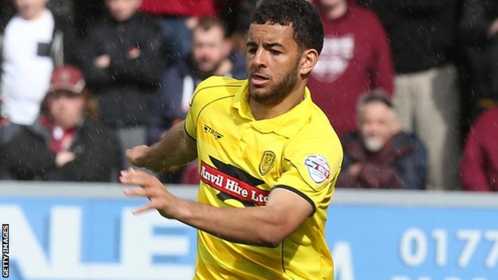 Liverpool's Kevin Stewart joins Swindon on loan - BBC Sport
