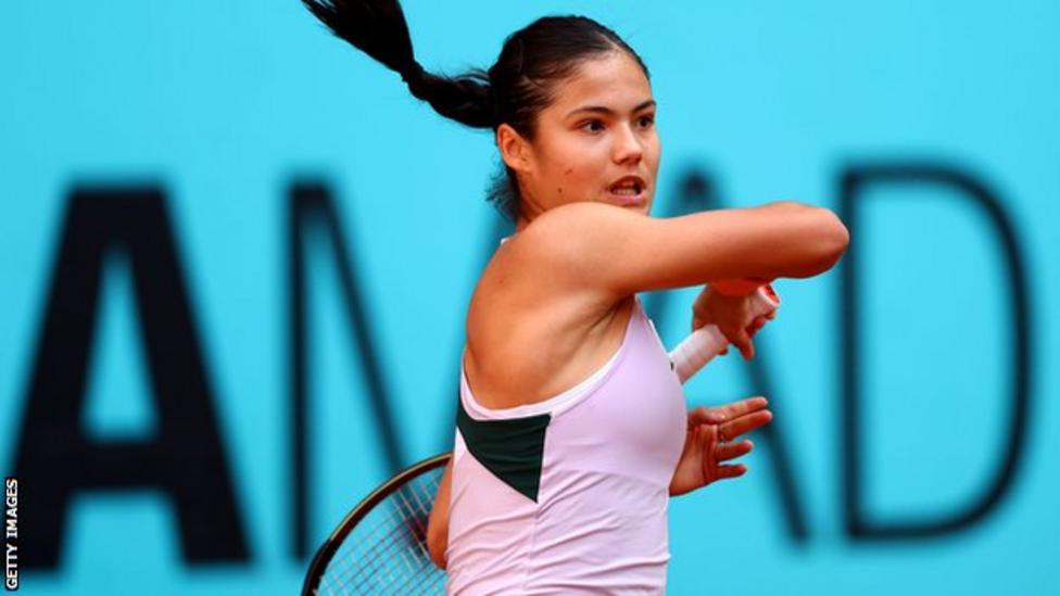 Madrid Open: Emma Raducanu, Dan Evans and Jack Draper advance - BBC Sport
