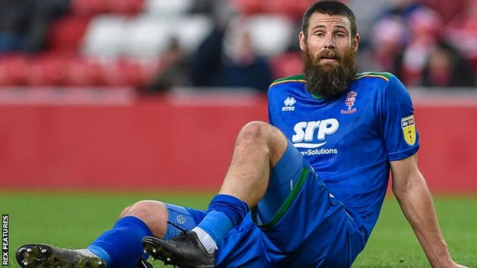 Michael Bostwick: Burton Albion sign experienced defender released by ...