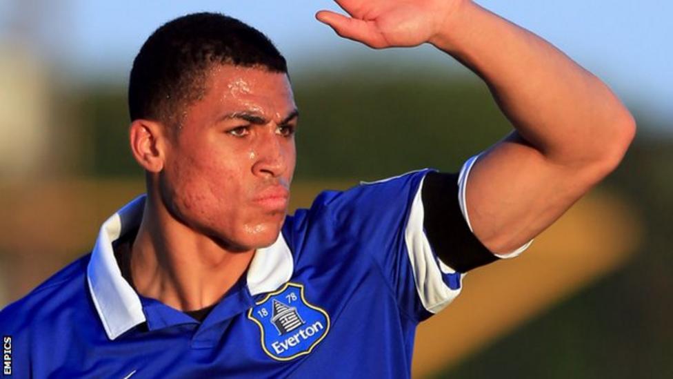 Courtney Duffus: Oldham Athletic sign striker from Everton - BBC Sport