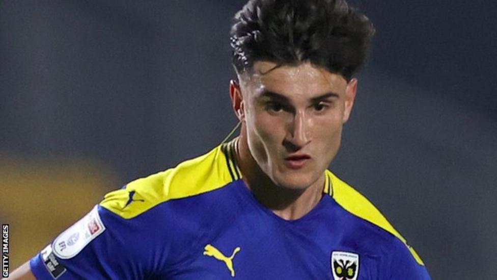 Ryan Longman: Brighton & Hove Albion loan forward to Hull City - BBC Sport