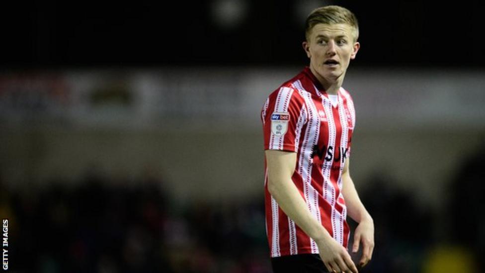 Scott Wharton: Blackburn Rovers defender joins Bury on loan - BBC Sport