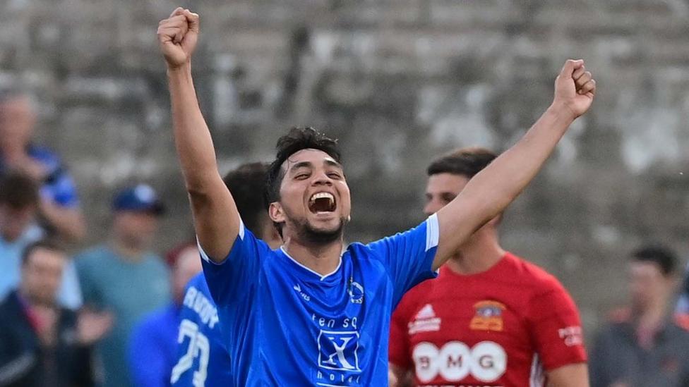 Premiership play-off: Swifts staying up is a 'phenomenal achievement ...