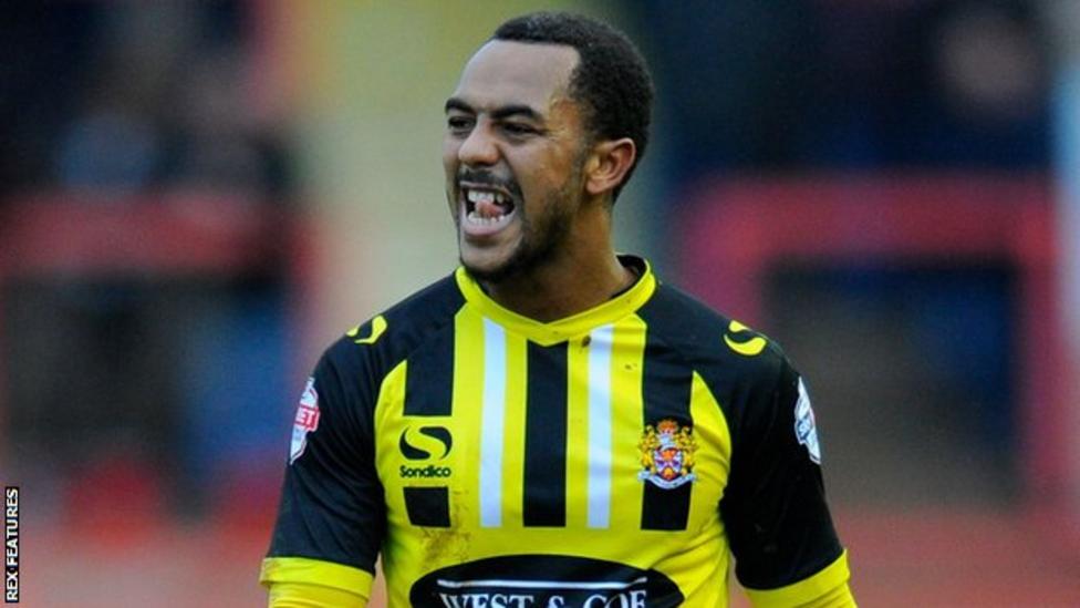 Ashley Hemmings: Mansfield Town sign ex-Dagenham & Redbridge winger ...