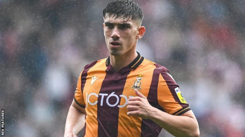 Kian Harratt: Bradford City end Huddersfield striker's loan after hare ...