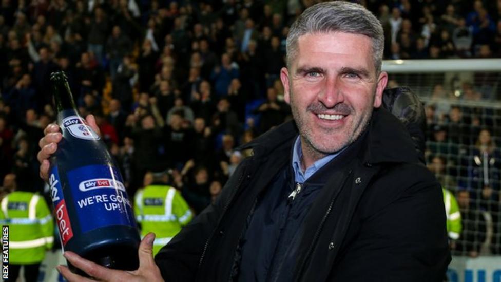 Ryan Lowe: Plymouth Argyle appoint Bury manager as new boss - BBC Sport