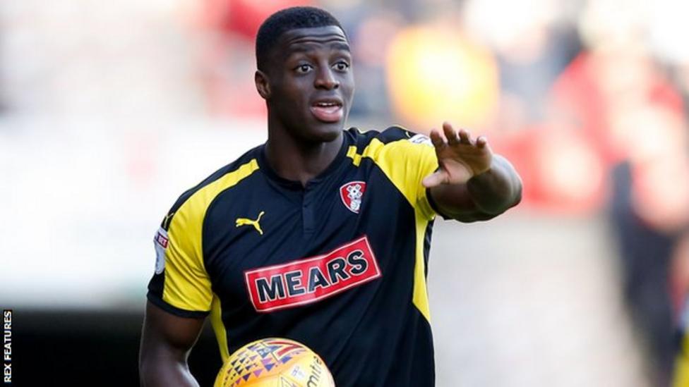 Josh Emmanuel: Ipswich Town defender joins Shrewsbury on loan - BBC Sport