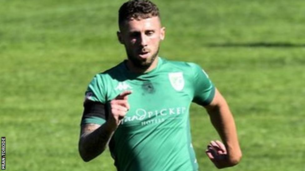 Guernsey FC draw 1-1 with Leatherhead in Isthmian League South Central ...