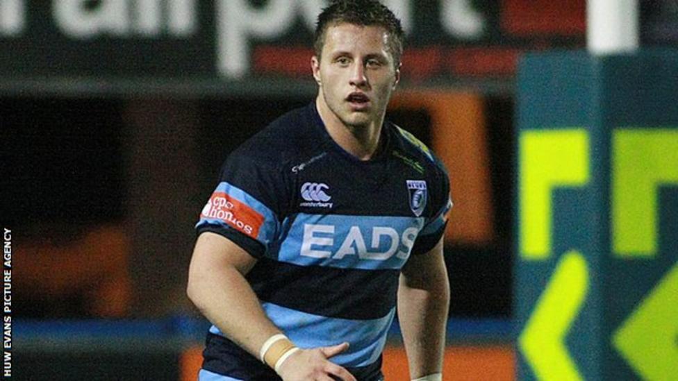 Newport Gwent Dragons: Prop Tom Davies joins from Blues - BBC Sport