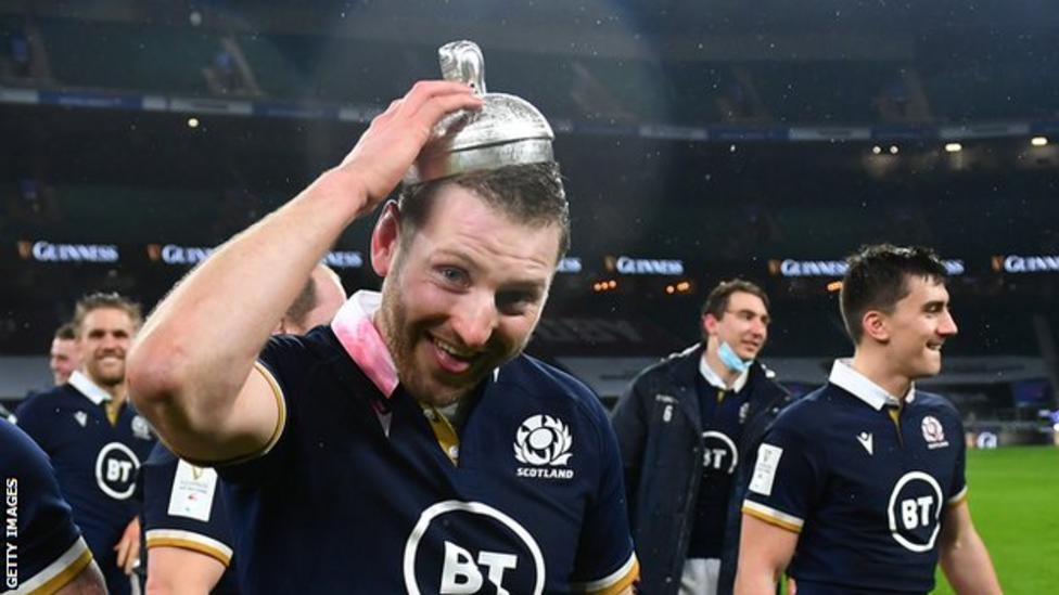 England 6-11 Scotland: Finn Russell orchestrates first Scottish win at ...