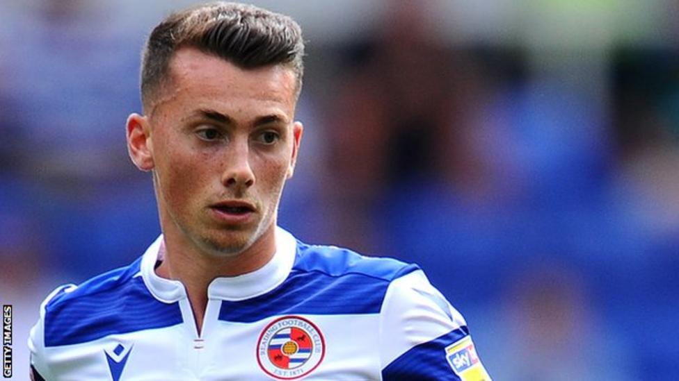 Ryan East: Swindon Town sign Reading midfielder on free transfer - BBC ...