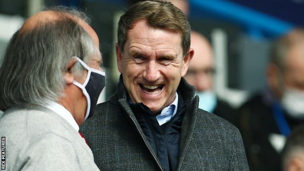 Dean Hoyle: Ex-Huddersfield Town owner in talks to rebuy club as Phil ...