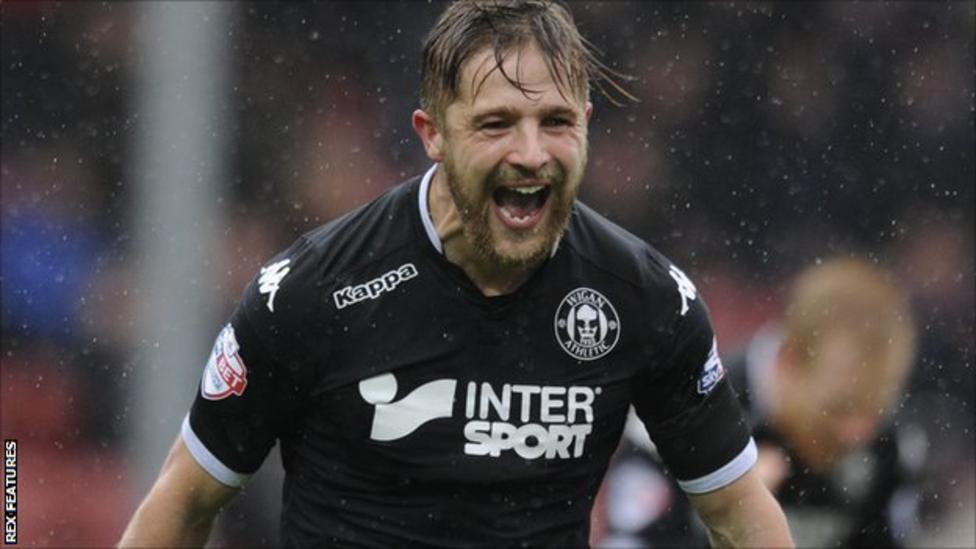 Rochdale 0-2 Wigan Athletic - BBC Sport