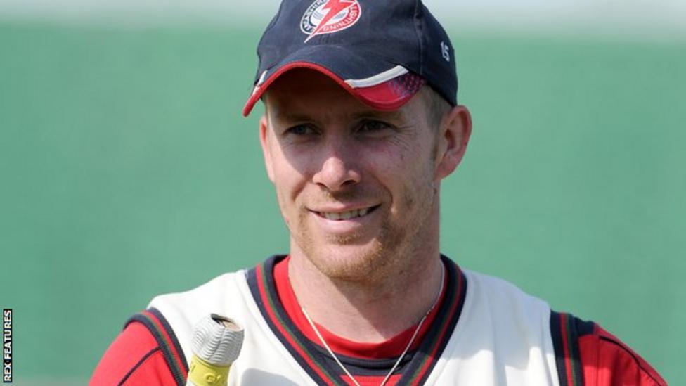 Steven Croft replaces Tom Smith as Lancashire captain - BBC Sport