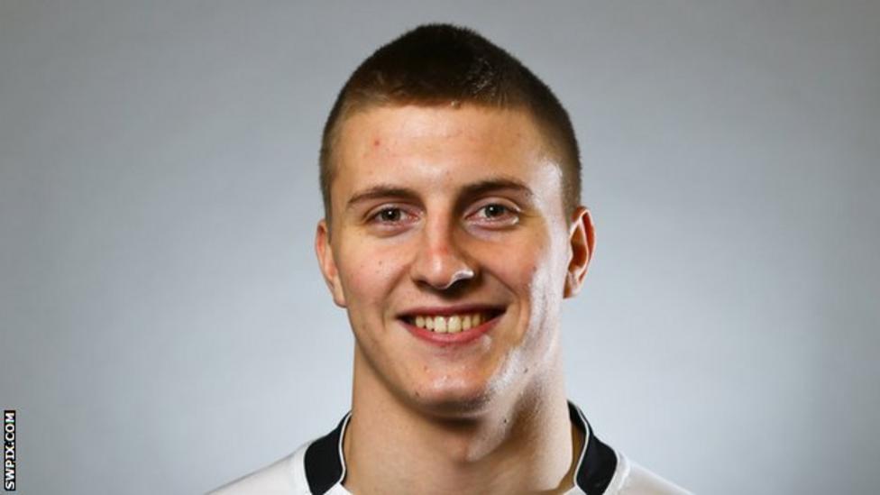 Alex Mellor: Huddersfield Giants sign Bradford Bulls forward - BBC Sport