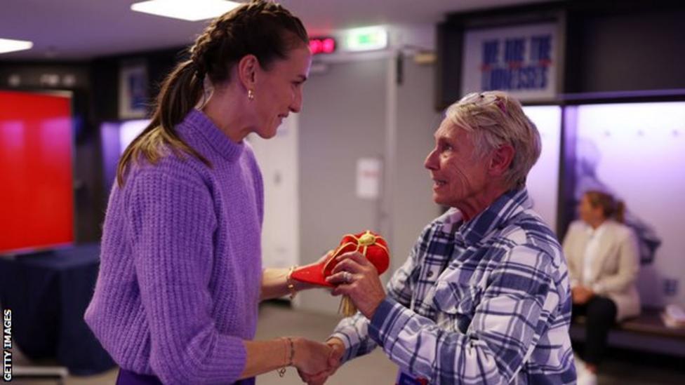 England honour former Lionesses in 50th anniversary celebrations at ...