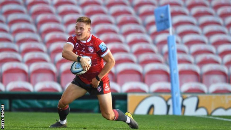 Stephen Varney: Welsh-born scrum-half receives Italy call-up - BBC Sport