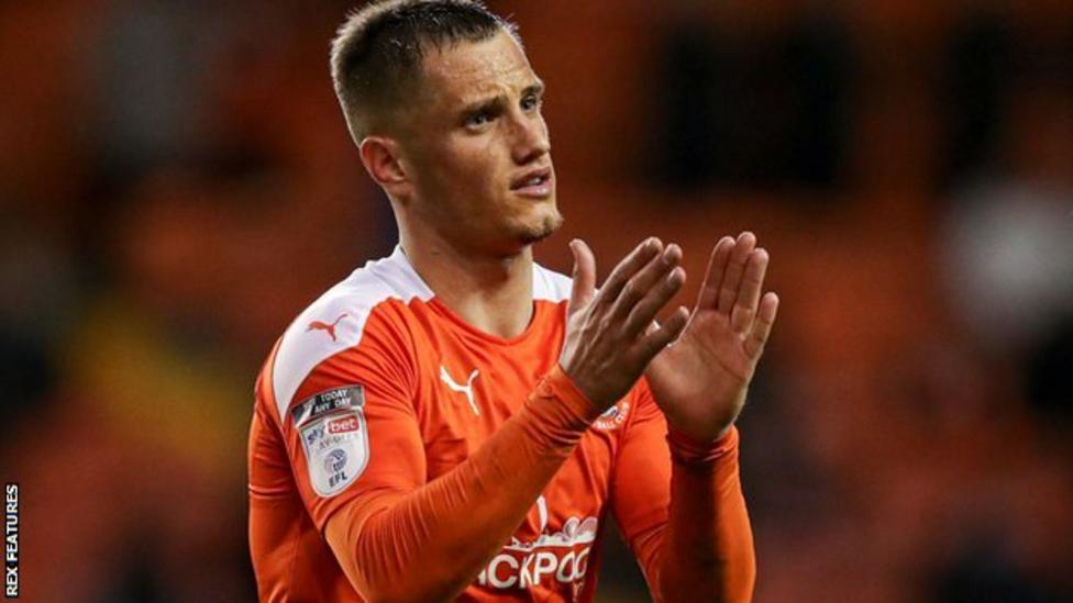 Jerry Yates: Blackpool striker signs new three-year deal - BBC Sport