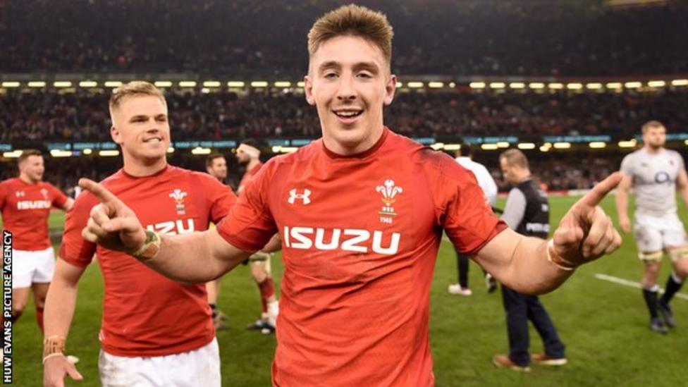 Josh Adams: Cardiff Blues closing in on signing Wales wing - BBC Sport