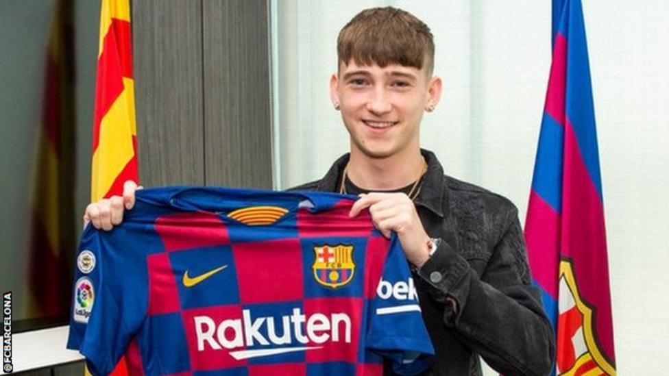 Barcelona: Louie Barry signs from West Brom - BBC Sport
