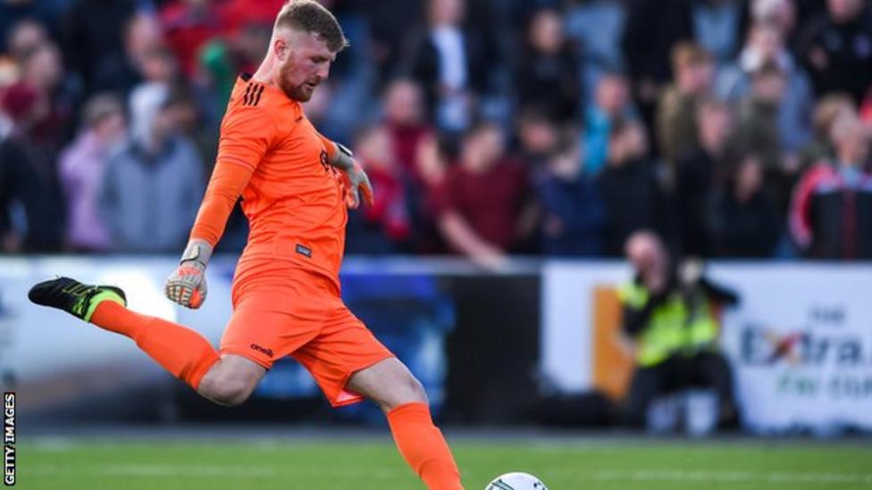 Michael Kelly: Carlisle United sign Bray Wanderers goalkeeper - BBC Sport