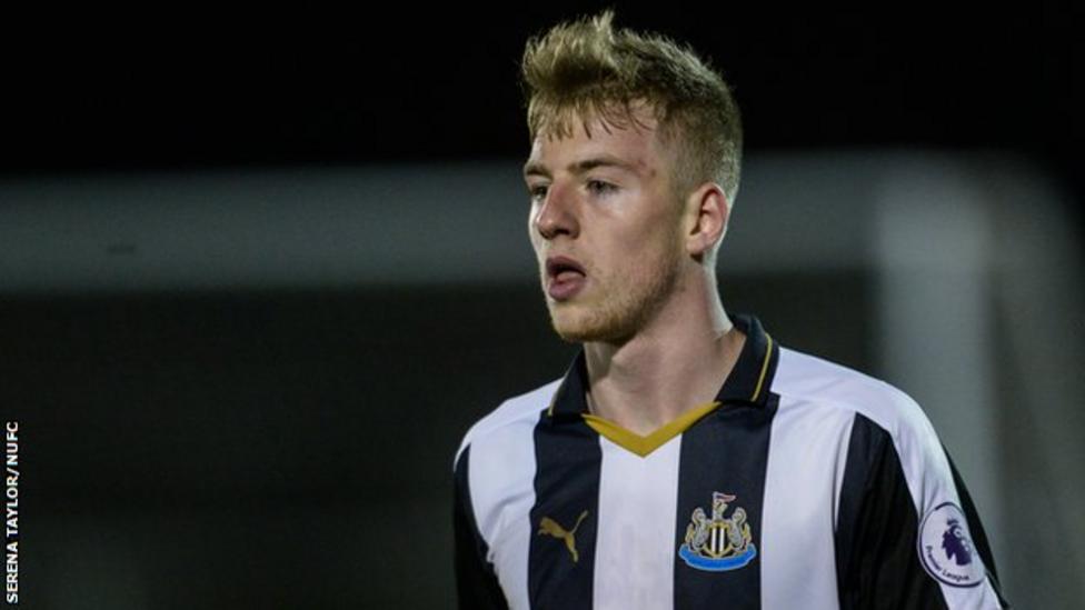 Callum Williams: Gateshead sign Newcastle United defender until 6 ...