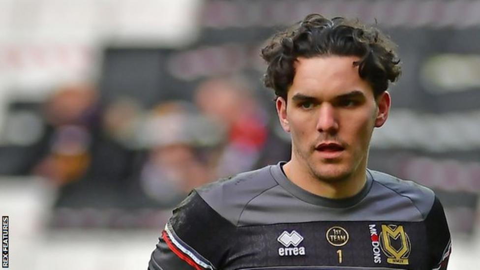 Lee Nicholls: Huddersfield Town sign ex-MK Dons goalkeeper on two-year ...