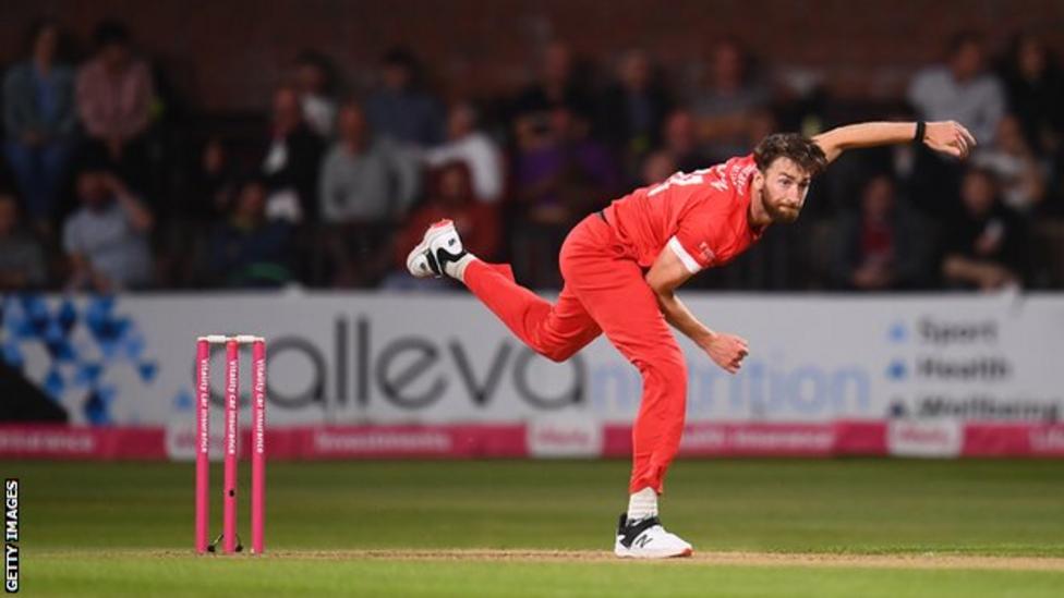 Richard Gleeson named in England Twenty20 squad versus India - BBC Sport