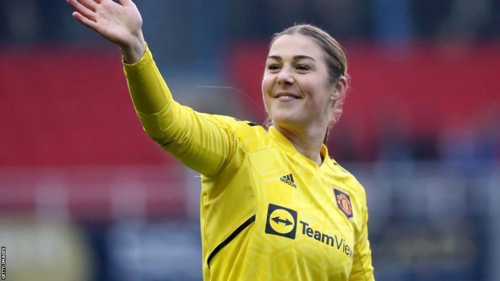 Mary Earps: England goalkeeper's remarkable career turnaround - BBC Sport