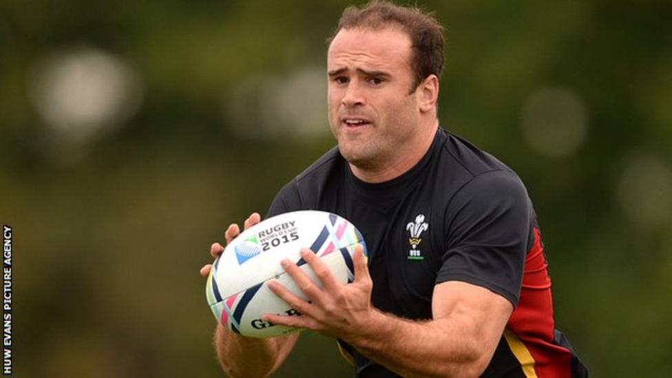 Wales' Jamie Roberts defeated in Cambridge University debut - BBC Sport