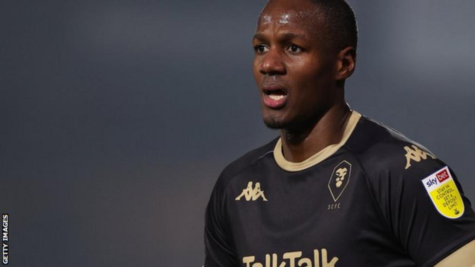 Tom Elliott and Ash Hunter among players released by Salford City - BBC ...