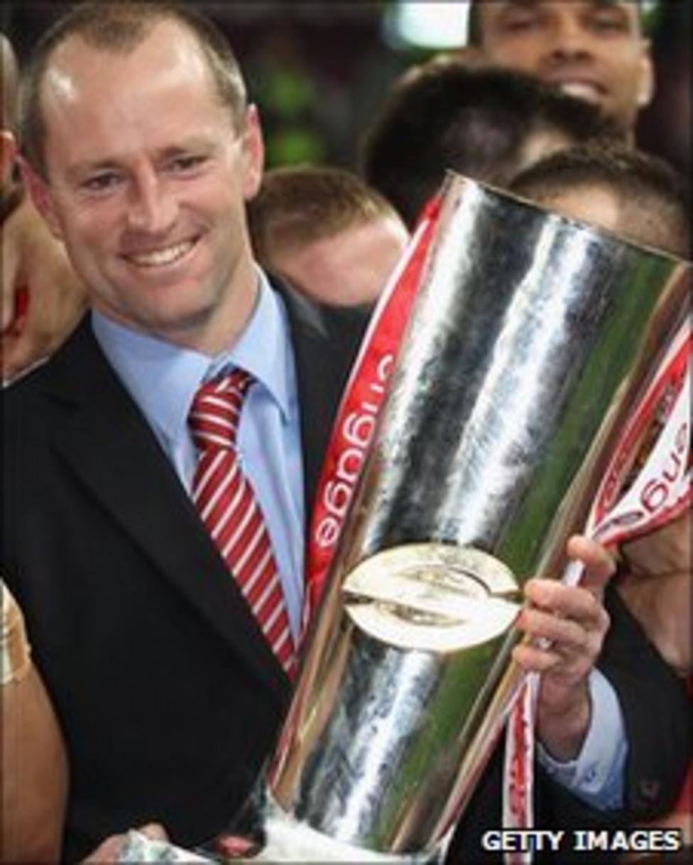 Wigan Warriors coach Michael Maguire to leave - BBC Sport