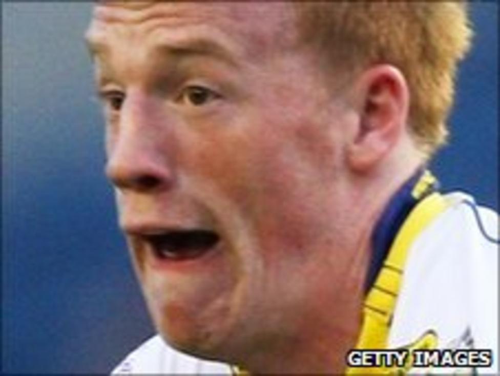 Harlequins sign Warrington Wolves' Chris Riley on loan - BBC Sport