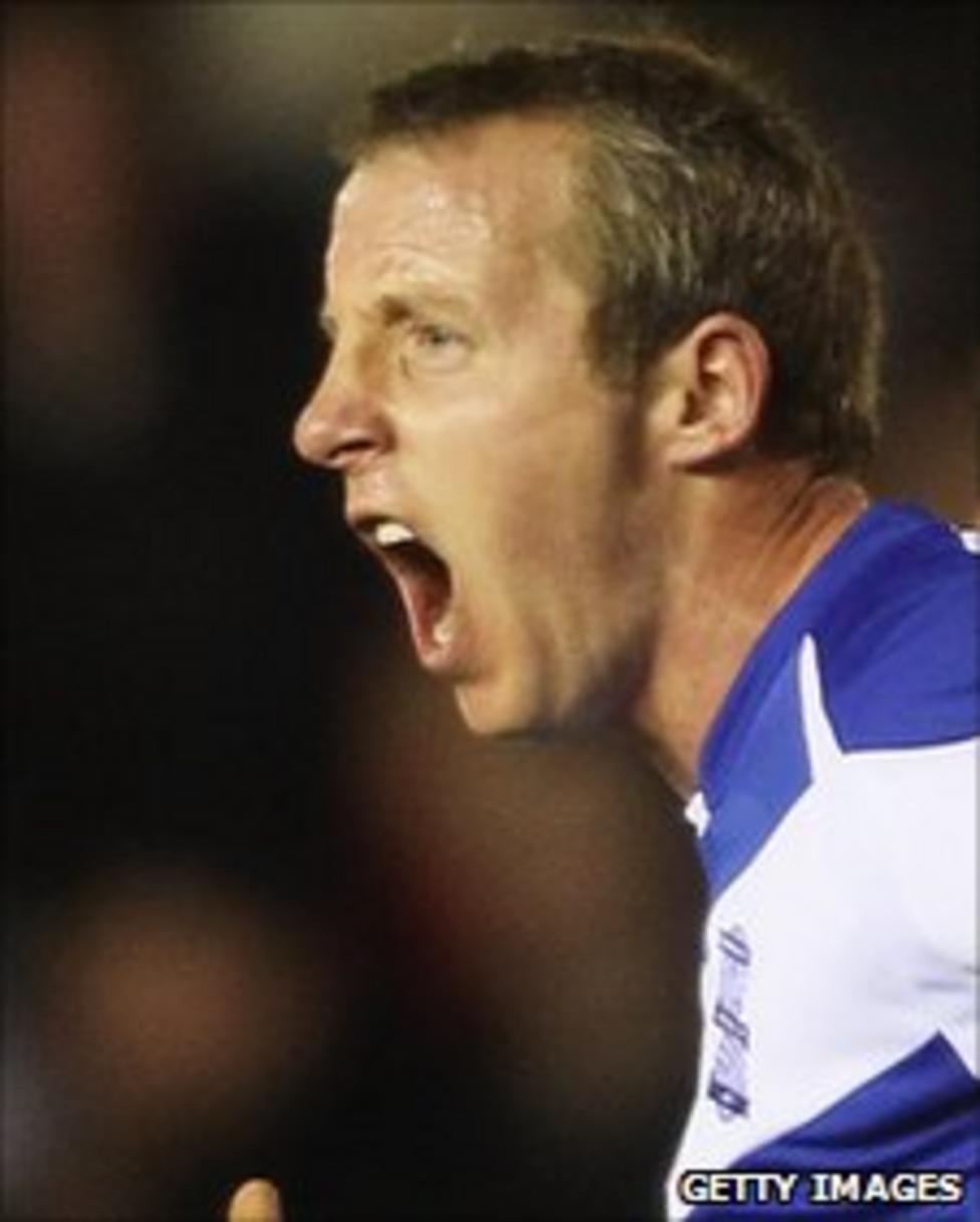 Ipswich Town Lee Bowyer move backed by Alex Mathie - BBC Sport