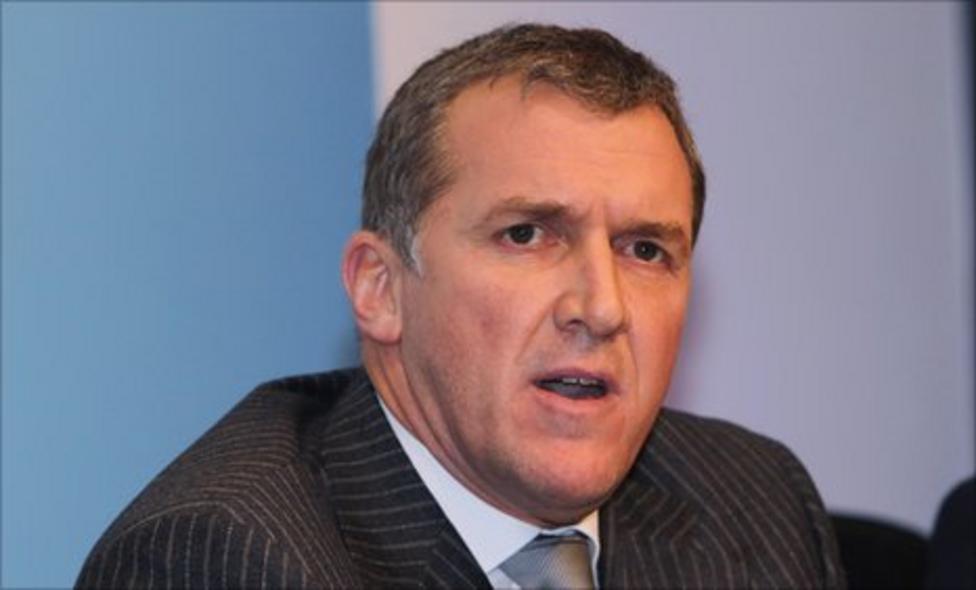 Manchester City chief executive Garry Cook quits over email - BBC Sport