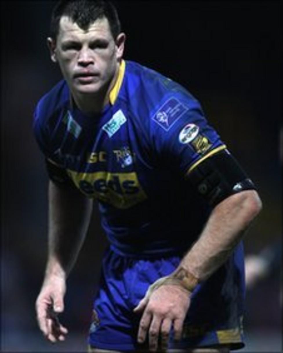 Ben Cross misses out on Wigan finale with broken arm - BBC Sport