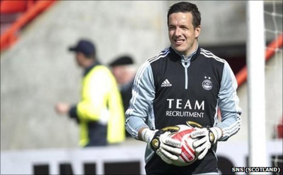 Goalkeeper Jamie Langfield joins Forfar for a month - BBC Sport