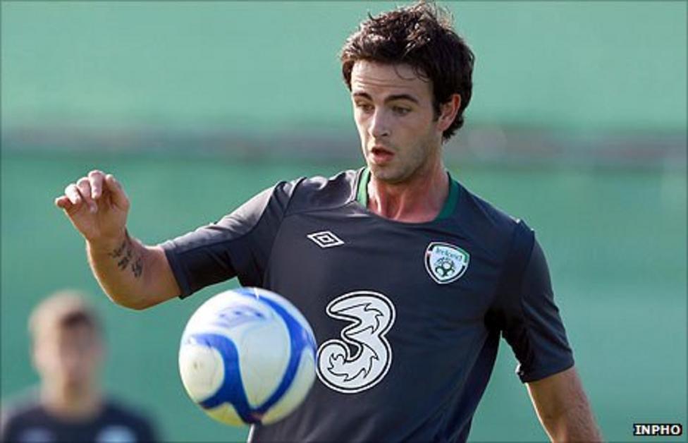 Stoke City's Marc Wilson stands by Republic decision - BBC Sport