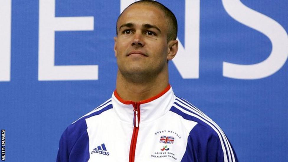 Dave Roberts considers allegiance switch to Sweden - BBC Sport