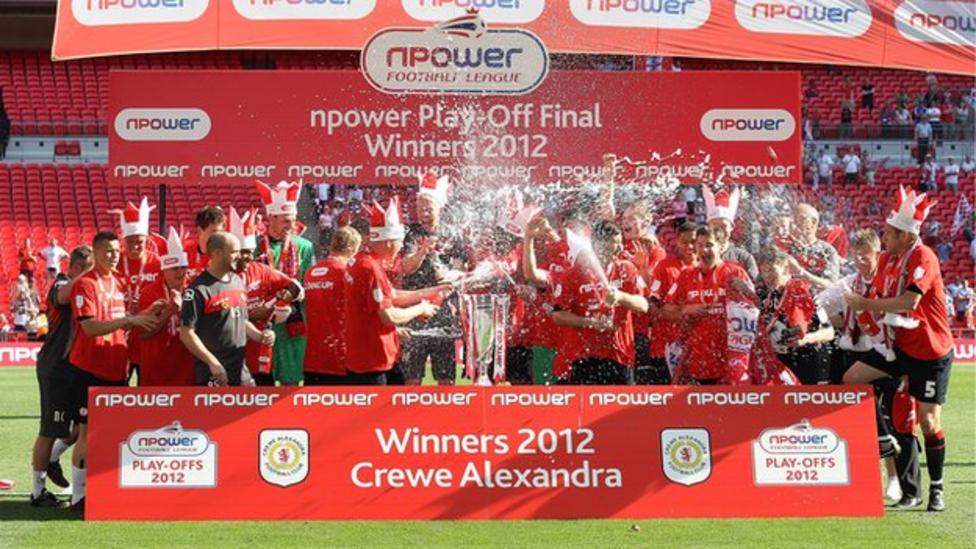 Crewe Alexandra boss Steve Davis targets return to Wembley - BBC Sport