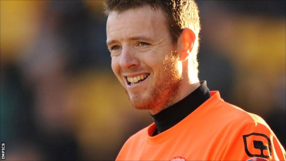 Carlisle United team spirit is strong - Adam Collin - BBC Sport