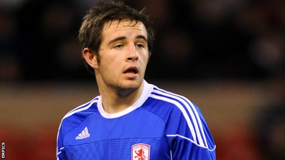 Yeovil Town: Matt Dolan and Jack Compton join Glovers - BBC Sport