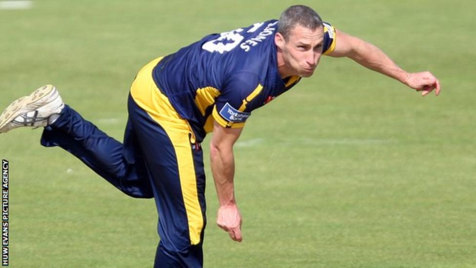 Glamorgan: Simon Jones to retire from first-class cricket - BBC Sport